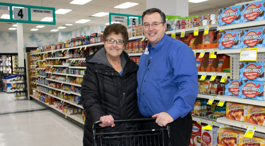 Neighbors Who Care | Hometown Grocers, Inc.